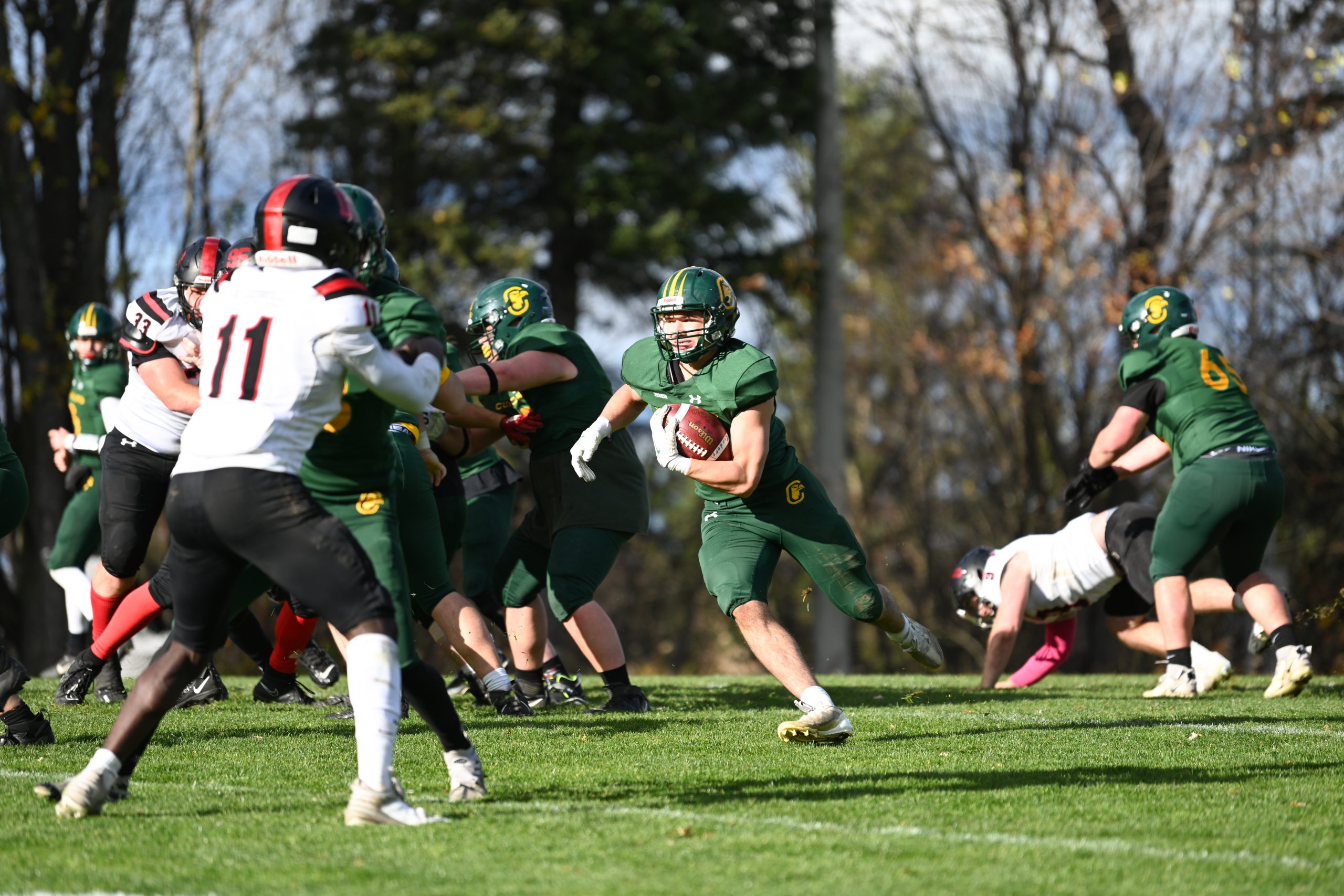 Les Condors football renversent les Nordiques en fin de match - Le ...